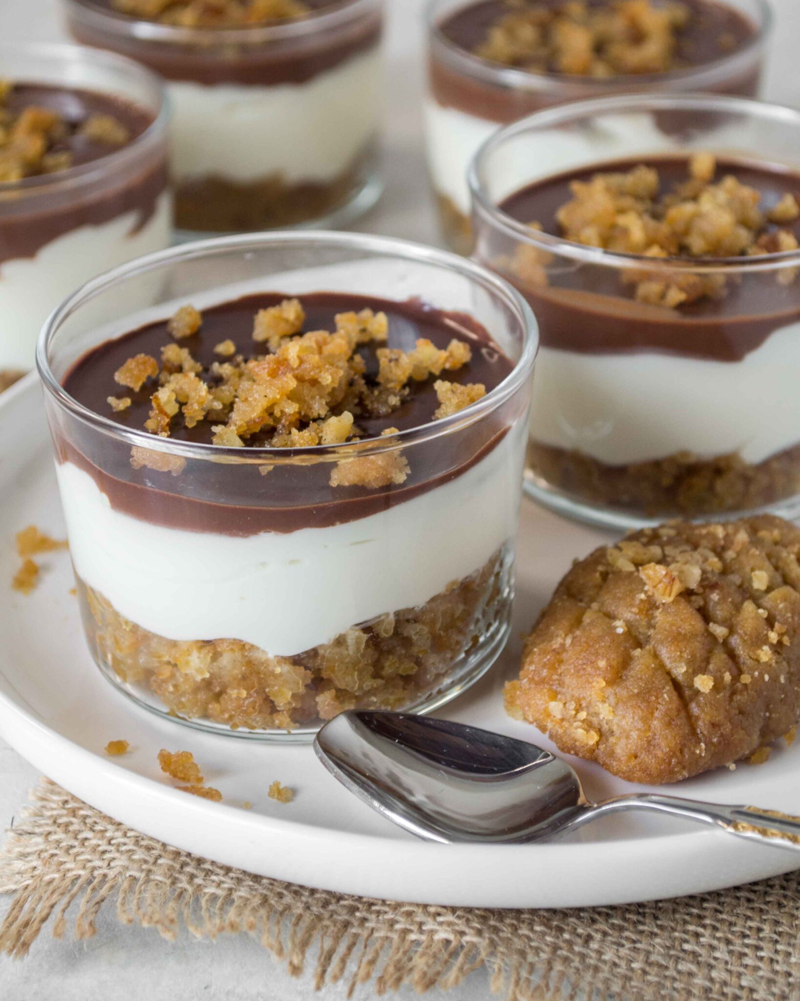 Cheesecake μελομακάρονο με σοκολάτα | Healthy Tasteland